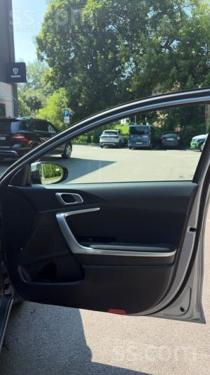 Pelēks Kia Ceed 2023 Rīga, ar dzinēja tilpumu 1.50 L un nobraukumu 66 tūkst. km par 15700 €, foto 12 vietnē AUTOMOTO.COM.LV