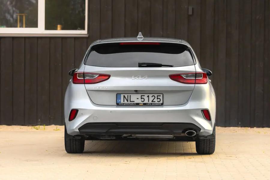 Grey Kia Ceed 2023 in Jelgava, with an engine capacity of 1.60 L and mileage of 60 thousand km for 16500 €, photo 7 on AUTOMOTO.COM.LV