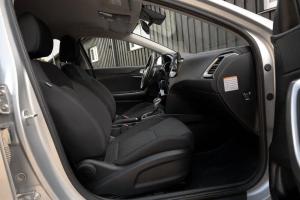 Grey Kia Ceed 2023 in Jelgava, with an engine capacity of 1.60 L and mileage of 60 thousand km for 16500 €, photo 13 on AUTOMOTO.COM.LV