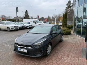 Grey Kia Ceed 2023 in Cesis, with an engine capacity of 1.50 L and mileage of 55 thousand km for 16620 €, photo  on AUTOMOTO.COM.LV