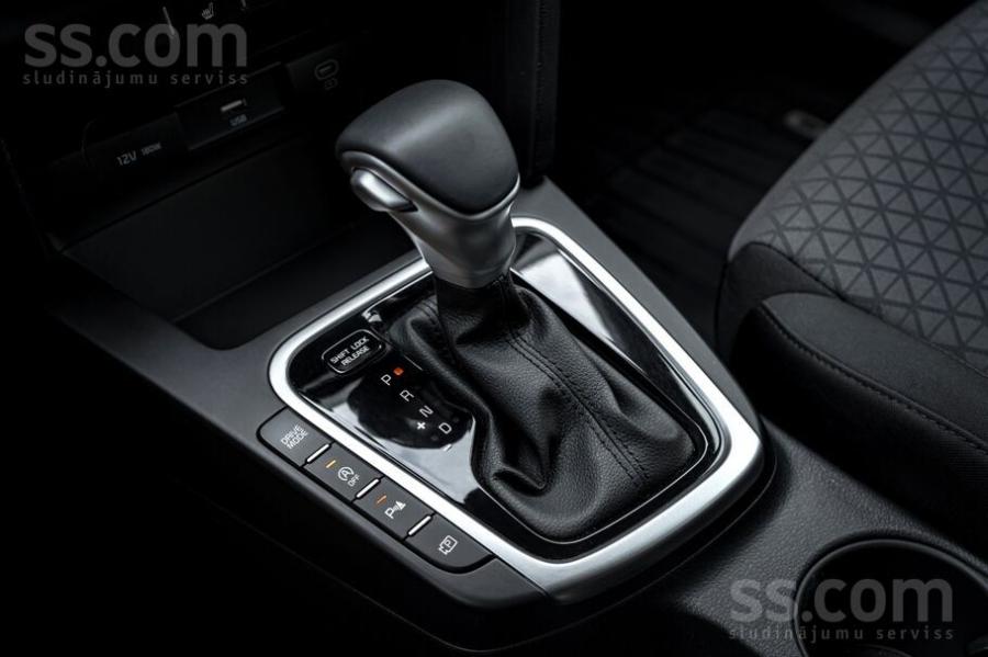Pelēks Kia Ceed 2023 Rīga, ar dzinēja tilpumu 1.60 L un nobraukumu 45 tūkst. km par 15500 €, foto 23 vietnē AUTOMOTO.COM.LV