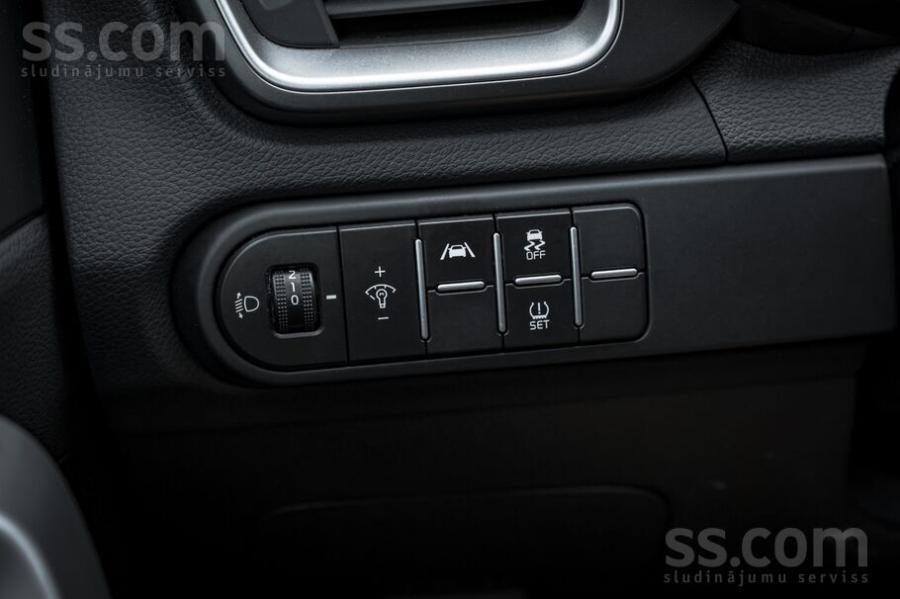 Pelēks Kia Ceed 2023 Rīga, ar dzinēja tilpumu 1.60 L un nobraukumu 45 tūkst. km par 15500 €, foto 30 vietnē AUTOMOTO.COM.LV