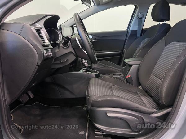 Grey Kia Ceed 2023 in Tallinn, with an engine capacity of 1.50 L and mileage of 91 thousand km for 19990 €, photo 7 on AUTOMOTO.COM.LV