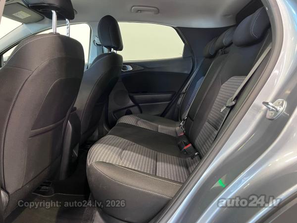 Grey Kia Ceed 2023 in Tallinn, with an engine capacity of 1.50 L and mileage of 91 thousand km for 19990 €, photo 9 on AUTOMOTO.COM.LV