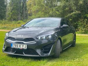 Pelēks Kia Ceed 2023 Tallina, ar dzinēja tilpumu 1.50 L un nobraukumu 27 tūkst. km par 22500 €, foto  vietnē AUTOMOTO.COM.LV