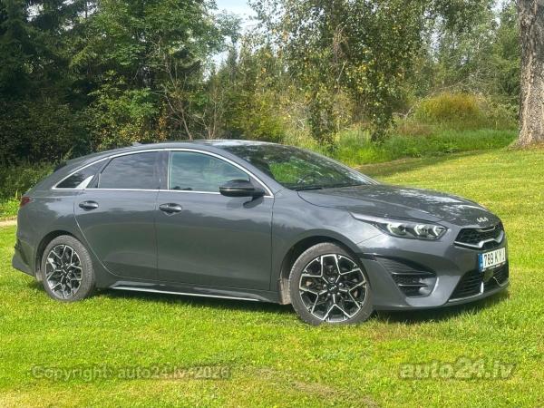 Grey Kia Ceed 2023 in Tallinn, with an engine capacity of 1.50 L and mileage of 27 thousand km for 22500 €, photo 3 on AUTOMOTO.COM.LV
