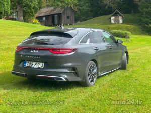 Pelēks Kia Ceed 2023 Tallina, ar dzinēja tilpumu 1.50 L un nobraukumu 27 tūkst. km par 22500 €, foto 4 vietnē AUTOMOTO.COM.LV