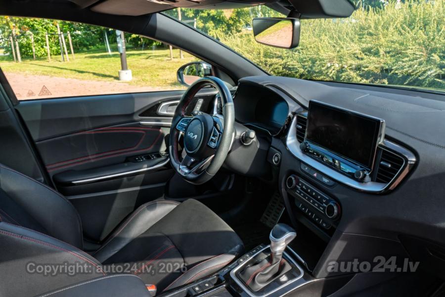 Grey Kia Ceed 2023 in Tallinn, with an engine capacity of 1.60 L and mileage of 50 thousand km for 28500 €, photo 15 on AUTOMOTO.COM.LV