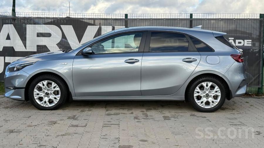 Pelēks Kia Ceed 2023 Liepāja, ar dzinēja tilpumu 1.50 L un nobraukumu 42 tūkst. km par 17325 €, foto 9 vietnē AUTOMOTO.COM.LV