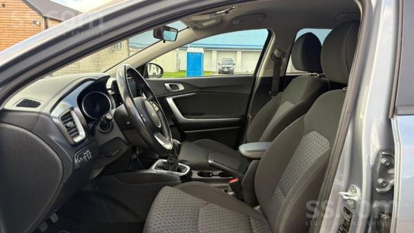 Pelēks Kia Ceed 2023 Liepāja, ar dzinēja tilpumu 1.50 L un nobraukumu 42 tūkst. km par 17325 €, foto 11 vietnē AUTOMOTO.COM.LV