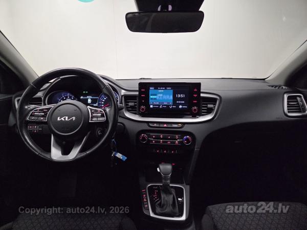 Grey Kia Ceed 2023 in Tallinn, with an engine capacity of 1.50 L and mileage of 64 thousand km for 16900 €, photo 9 on AUTOMOTO.COM.LV