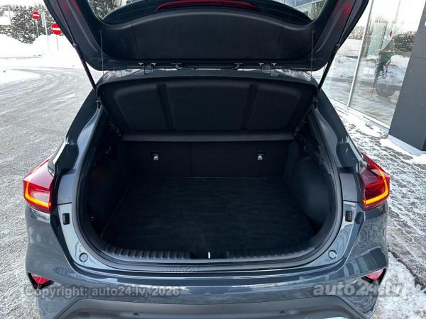 Grey Kia Ceed 2024 in Tallinn, with an engine capacity of 1.50 L and mileage of 21 thousand km for 23900 €, photo 11 on AUTOMOTO.COM.LV