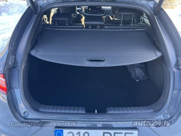 Grey Kia Ceed 2024 in Tallinn, with an engine capacity of 1.60 L and mileage of 71 thousand km for 28790 €, photo 11 on AUTOMOTO.COM.LV