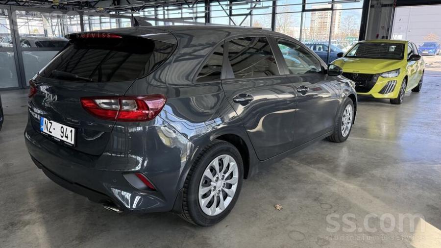 Pelēks Kia Ceed 2024 Rīga, ar dzinēja tilpumu 1.00 L un nobraukumu 43 tūkst. km par 16900 €, foto 5 vietnē AUTOMOTO.COM.LV