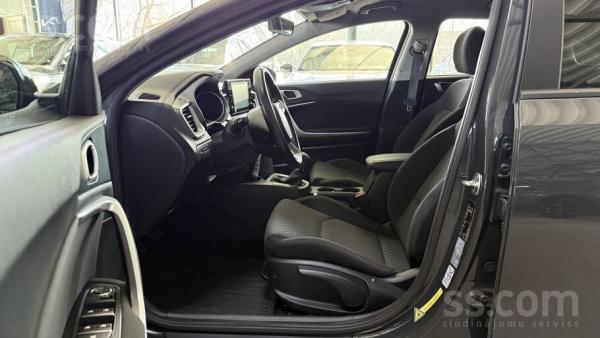 Pelēks Kia Ceed 2024 Rīga, ar dzinēja tilpumu 1.00 L un nobraukumu 43 tūkst. km par 16900 €, foto 10 vietnē AUTOMOTO.COM.LV