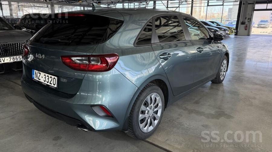 Pelēks Kia Ceed 2024 Rīga, ar dzinēja tilpumu 1.00 L un nobraukumu 38 tūkst. km par 15900 €, foto 5 vietnē AUTOMOTO.COM.LV