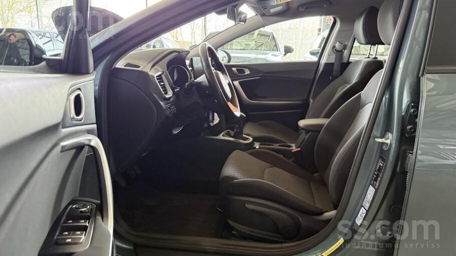 Pelēks Kia Ceed 2024 Rīga, ar dzinēja tilpumu 1.00 L un nobraukumu 38 tūkst. km par 15900 €, foto 11 vietnē AUTOMOTO.COM.LV
