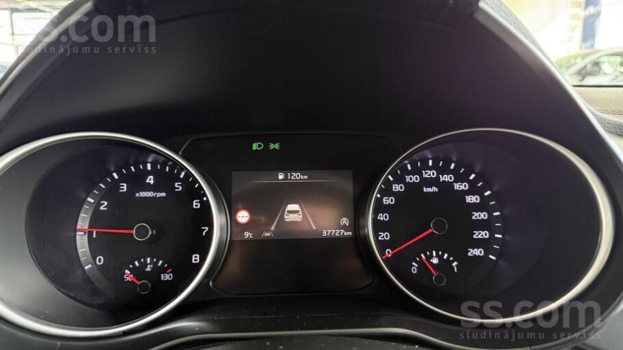 Pelēks Kia Ceed 2024 Rīga, ar dzinēja tilpumu 1.00 L un nobraukumu 38 tūkst. km par 15900 €, foto 19 vietnē AUTOMOTO.COM.LV