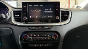 Pelēks Kia Ceed 2024 Rīga, ar dzinēja tilpumu 1.00 L un nobraukumu 43 tūkst. km par 1690000 €, foto 20 vietnē AUTOMOTO.COM.LV