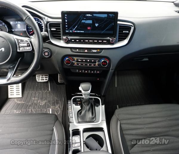 Pelēks Kia Ceed 2024 Tallina, ar dzinēja tilpumu 1.50 L un nobraukumu 42 tūkst. km par 24700 €, foto 6 vietnē AUTOMOTO.COM.LV