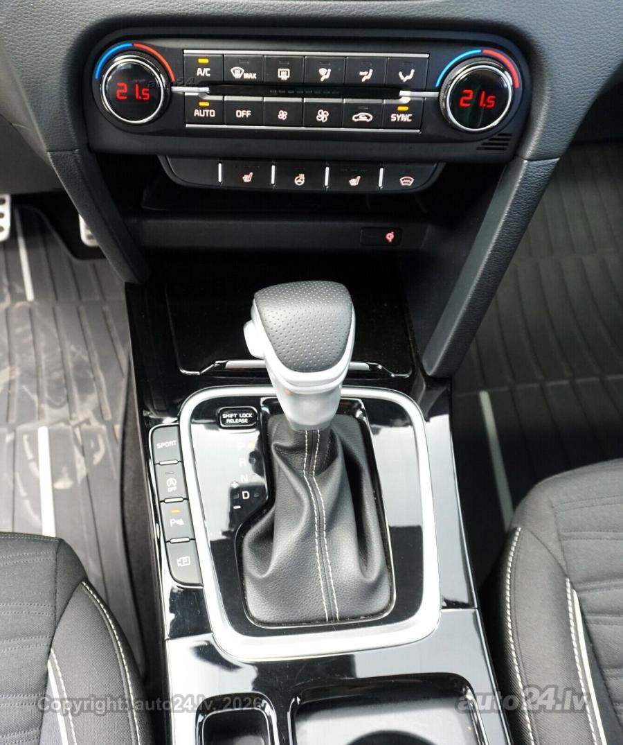 Pelēks Kia Ceed 2024 Tallina, ar dzinēja tilpumu 1.50 L un nobraukumu 42 tūkst. km par 24700 €, foto 8 vietnē AUTOMOTO.COM.LV