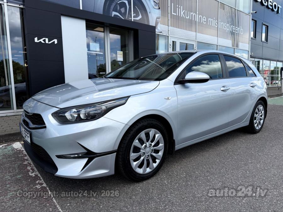 Pelēks Kia Ceed 2024 Tallina, ar dzinēja tilpumu 1.50 L un nobraukumu 29 tūkst. km par 16900 €, foto 1 vietnē AUTOMOTO.COM.LV