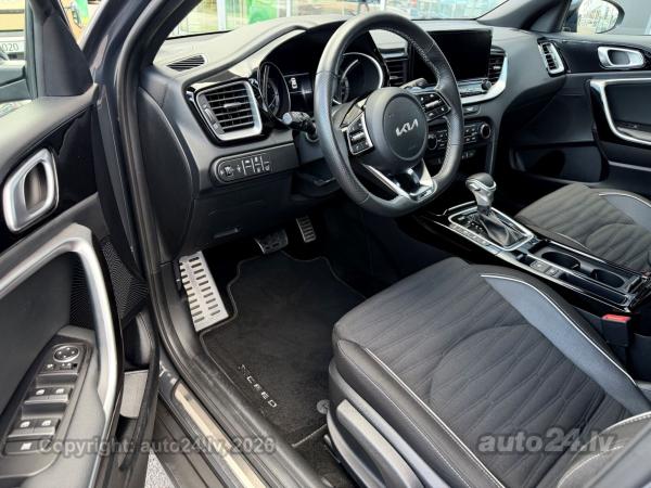 Grey Kia Ceed 2024 in Tallinn, with an engine capacity of 1.50 L and mileage of 37 thousand km for 23900 €, photo 8 on AUTOMOTO.COM.LV