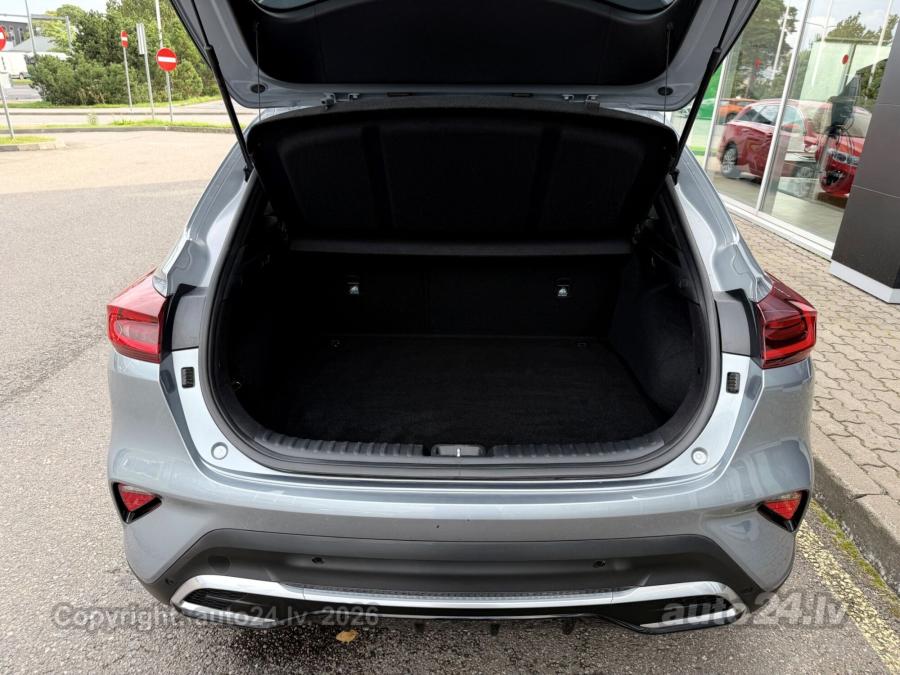 Pelēks Kia Ceed 2024 Tallina, ar dzinēja tilpumu 1.50 L un nobraukumu 39 tūkst. km par 21900 €, foto 7 vietnē AUTOMOTO.COM.LV