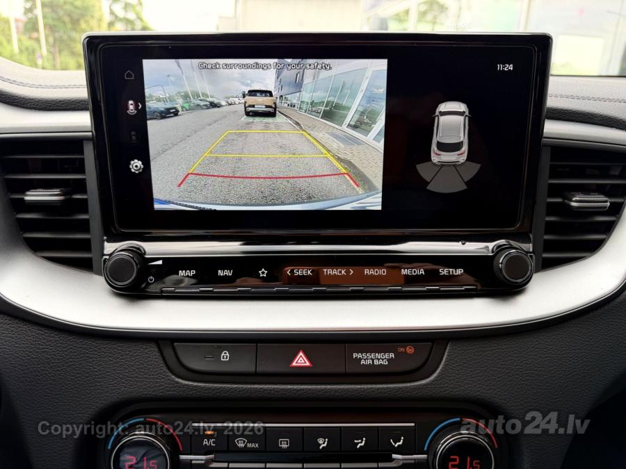 Pelēks Kia Ceed 2024 Tallina, ar dzinēja tilpumu 1.50 L un nobraukumu 39 tūkst. km par 21900 €, foto 10 vietnē AUTOMOTO.COM.LV