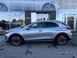 Pelēks Kia Ceed 2024 Tallina, ar dzinēja tilpumu 1.50 L un nobraukumu 48 tūkst. km par 21900 €, foto 3 vietnē AUTOMOTO.COM.LV