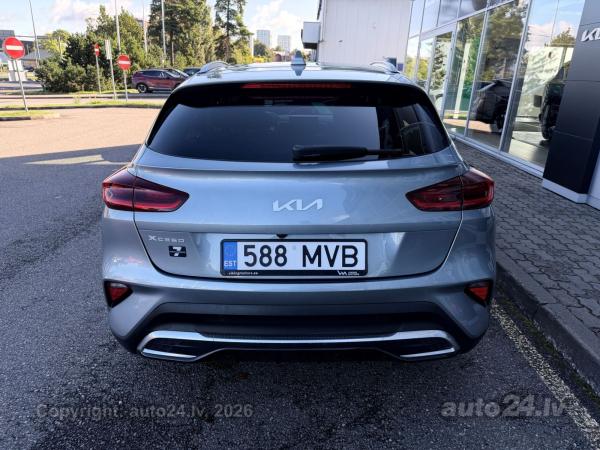 Pelēks Kia Ceed 2024 Tallina, ar dzinēja tilpumu 1.50 L un nobraukumu 48 tūkst. km par 21900 €, foto 4 vietnē AUTOMOTO.COM.LV