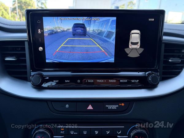 Pelēks Kia Ceed 2024 Tallina, ar dzinēja tilpumu 1.50 L un nobraukumu 48 tūkst. km par 21900 €, foto 10 vietnē AUTOMOTO.COM.LV