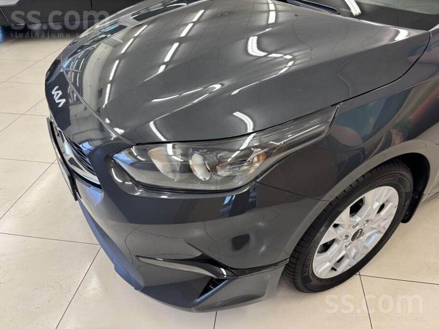 Pelēks Kia Ceed 2025 Rīga, ar dzinēja tilpumu 1.00 L un nobraukumu 31 tūkst. km par 17400 €, foto 7 vietnē AUTOMOTO.COM.LV