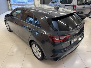Grey Kia Ceed 2025 in Riga, with an engine capacity of 1.00 L and mileage of 26 thousand km for 17400 €, photo 4 on AUTOMOTO.COM.LV