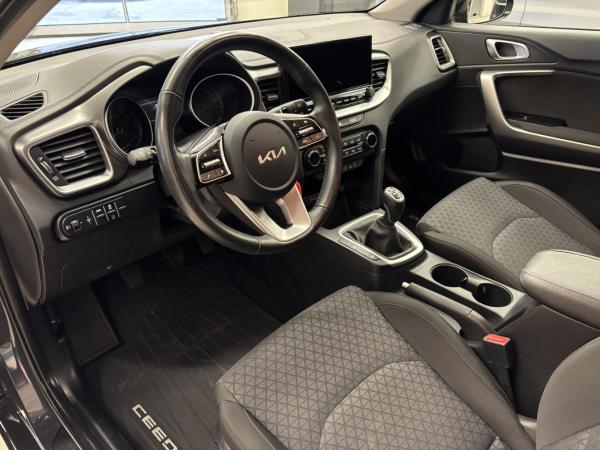 Grey Kia Ceed 2025 in Riga, with an engine capacity of 1.00 L and mileage of 26 thousand km for 17400 €, photo 10 on AUTOMOTO.COM.LV