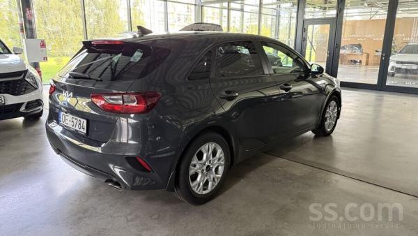 Pelēks Kia Ceed 2025 Rīga, ar dzinēja tilpumu 1.50 L un nobraukumu 26 tūkst. km par 18500 €, foto 6 vietnē AUTOMOTO.COM.LV