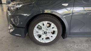 Grey Kia Ceed 2025 in Riga, with an engine capacity of 1.50 L and mileage of 26 thousand km for 18500 €, photo 10 on AUTOMOTO.COM.LV