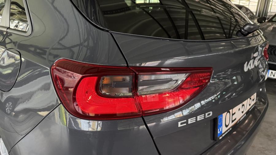 Grey Kia Ceed 2025 in Riga, with an engine capacity of 1.50 L and mileage of 26 thousand km for 18500 €, photo 11 on AUTOMOTO.COM.LV