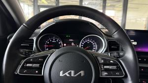 Grey Kia Ceed 2025 in Riga, with an engine capacity of 1.50 L and mileage of 26 thousand km for 18500 €, photo 20 on AUTOMOTO.COM.LV