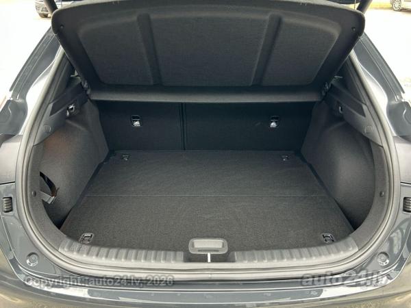 Grey Kia Ceed 2026 in Rakvere, with an engine capacity of 1.60 L and mileage of 10 thousand km for 28990 €, photo 11 on AUTOMOTO.COM.LV