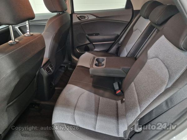 Grey Kia Ceed 2026 in Haapsalu, with an engine capacity of 1.60 L and mileage of 0 thousand km for 27537 €, photo 8 on AUTOMOTO.COM.LV