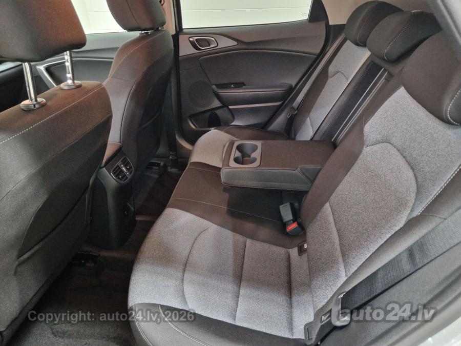 Grey Kia Ceed 2026 in Haapsalu, with an engine capacity of 1.60 L and mileage of 0 thousand km for 27537 €, photo 9 on AUTOMOTO.COM.LV
