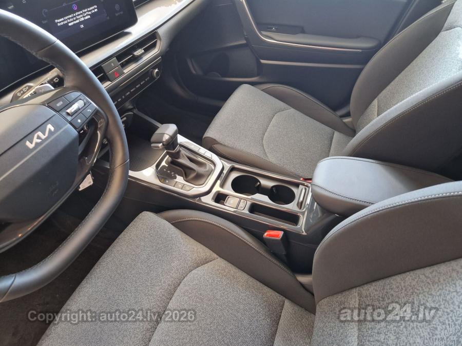 Grey Kia Ceed 2026 in Haapsalu, with an engine capacity of 1.60 L and mileage of 0 thousand km for 27537 €, photo 16 on AUTOMOTO.COM.LV