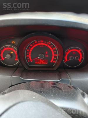 Grey Kia Ceed 2010 in Riga, with an engine capacity of 1.60 L and mileage of 258 thousand km for 3000 €, photo 8 on AUTOMOTO.COM.LV
