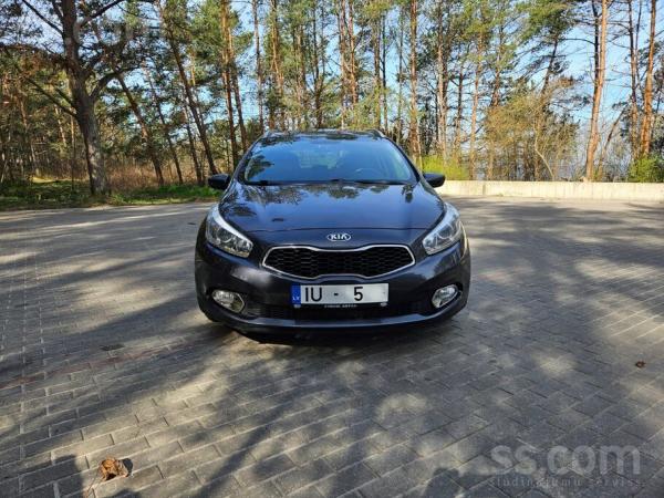 Pelēks Kia Ceed 2013 Jūrmala, ar dzinēja tilpumu 1.60 L un nobraukumu 334 tūkst. km par 3900 €, foto 2 vietnē AUTOMOTO.COM.LV