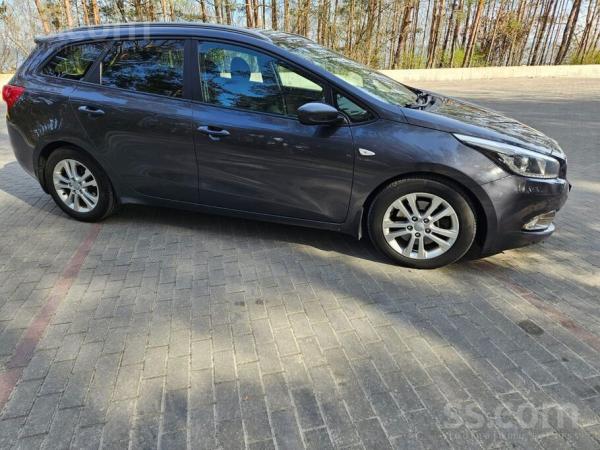 Pelēks Kia Ceed 2013 Jūrmala, ar dzinēja tilpumu 1.60 L un nobraukumu 334 tūkst. km par 3900 €, foto 3 vietnē AUTOMOTO.COM.LV