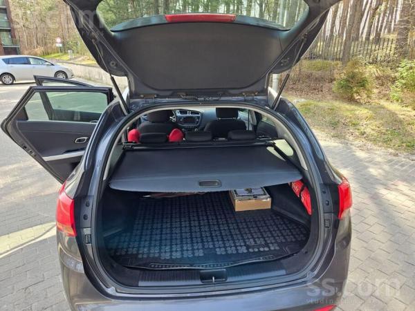 Pelēks Kia Ceed 2013 Jūrmala, ar dzinēja tilpumu 1.60 L un nobraukumu 334 tūkst. km par 3900 €, foto 5 vietnē AUTOMOTO.COM.LV