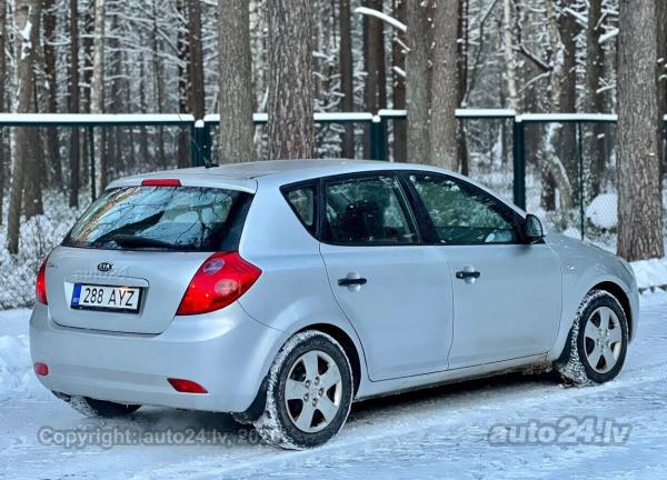 Grey Kia Ceed 2007 in Tallinn, with an engine capacity of 1.40 L and mileage of 129 thousand km for 1990 €, photo 5 on AUTOMOTO.COM.LV