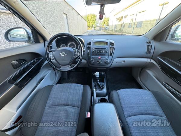 Pelēks Kia Ceed 2007 Tallina, ar dzinēja tilpumu 1.60 L un nobraukumu 323 tūkst. km par 2249 €, foto 9 vietnē AUTOMOTO.COM.LV
