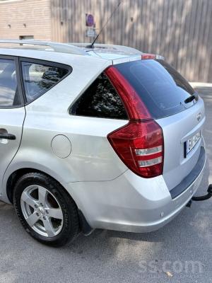 Grey Kia Ceed 2007 in Kuldiga, with an engine capacity of 1.60 L and mileage of 342 thousand km for 1450 €, photo 7 on AUTOMOTO.COM.LV